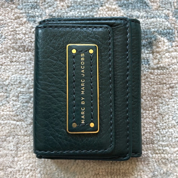 Marc By Marc Jacobs | Bags | Mbmj Too Hot To Handle Trifold Leather Wallet | Poshmark